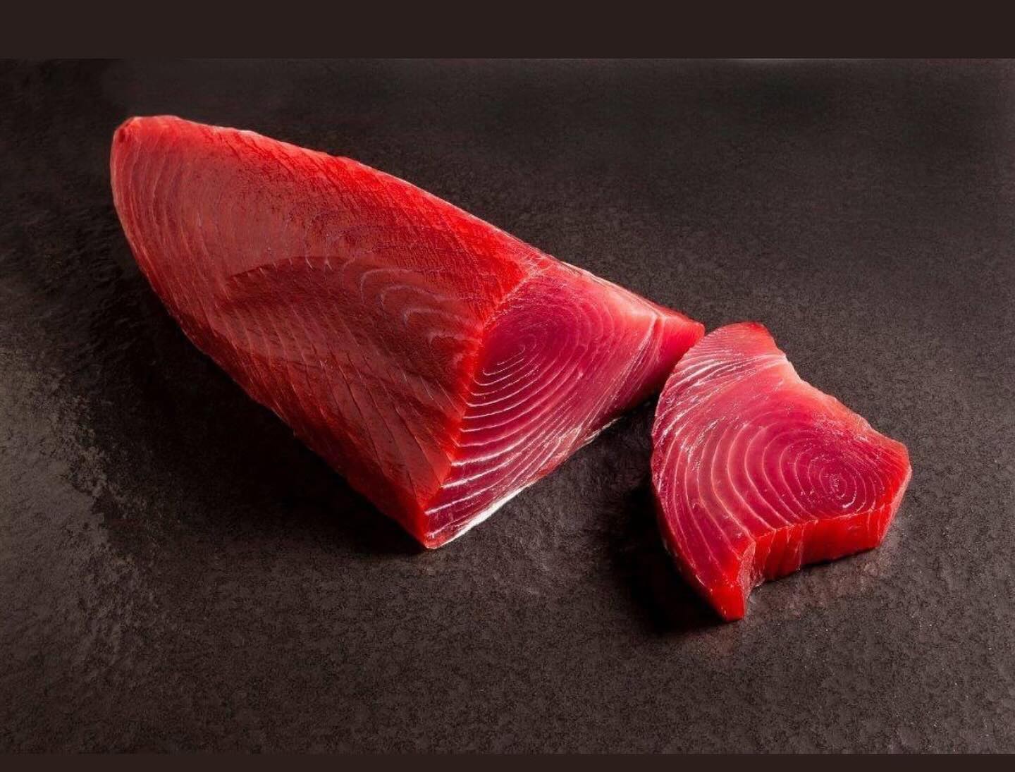 Yellowtail Tuna Steaks Tuna Steaks, Yellowfin 1 Lb Skinless – Four